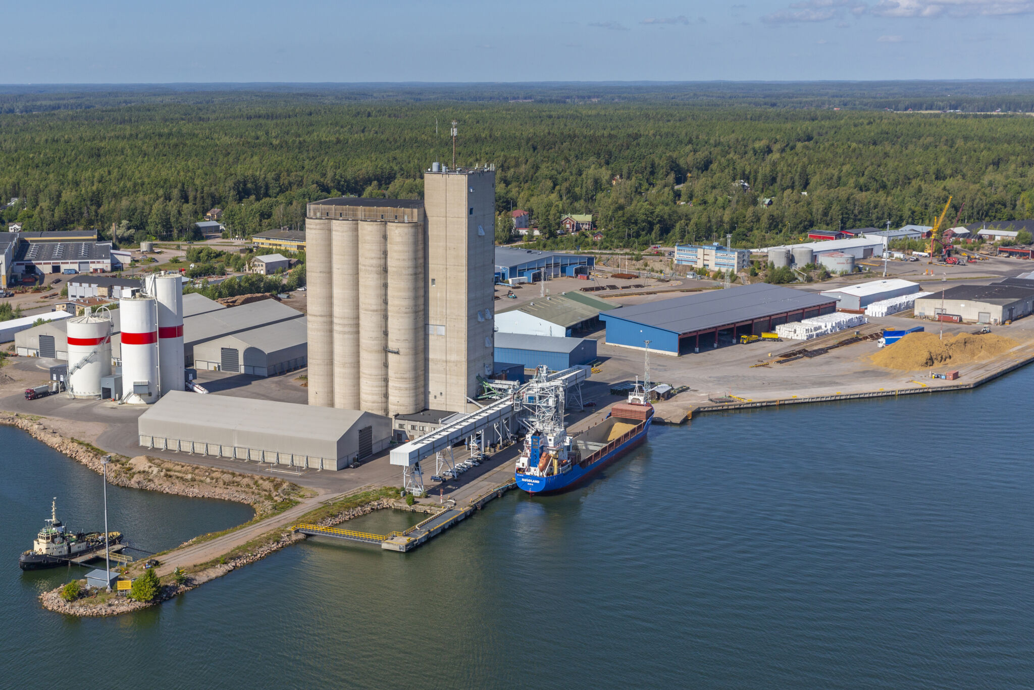 Loviisan Satama, Helsingin Satama, Loviisan kaupunki ja Vantaan Energia ...